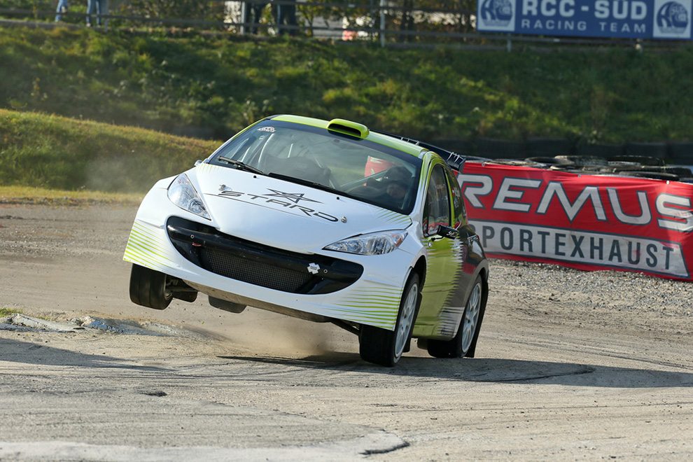 Ex Rallyeweltmeister Manfred Stohl elektrisierte die Fans im PS Racing ...