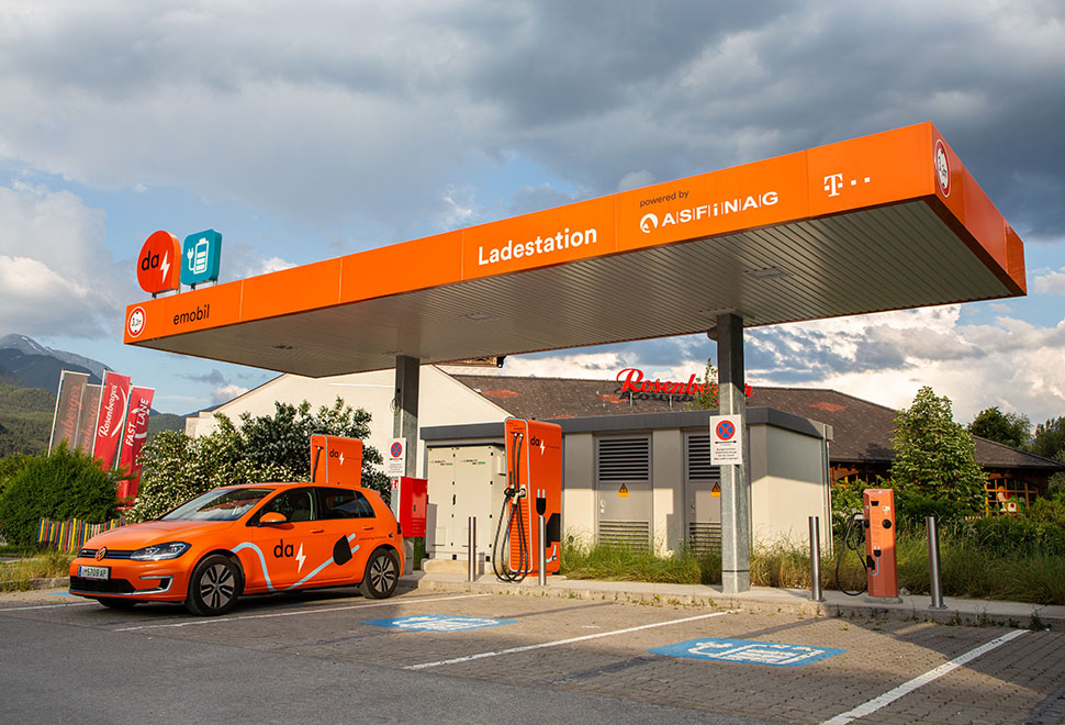Bis Sommer bereits 31 Ladestationen für Elektro-Pkw entlang Autobahnen ...