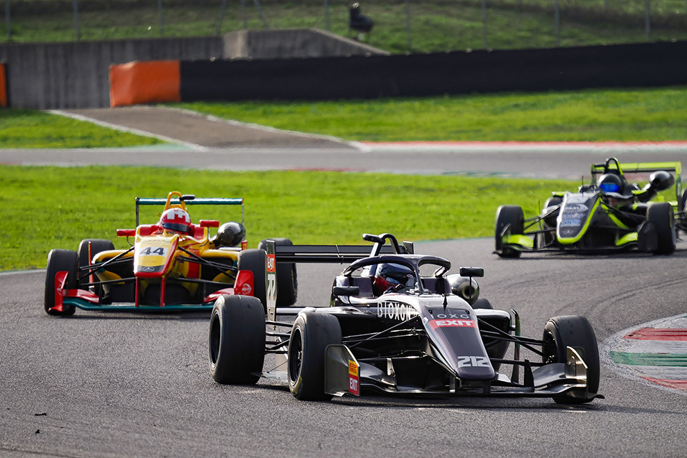 Drexler-Automotive Formel Cup: Saisonstart in der Toskana - Motor ...
