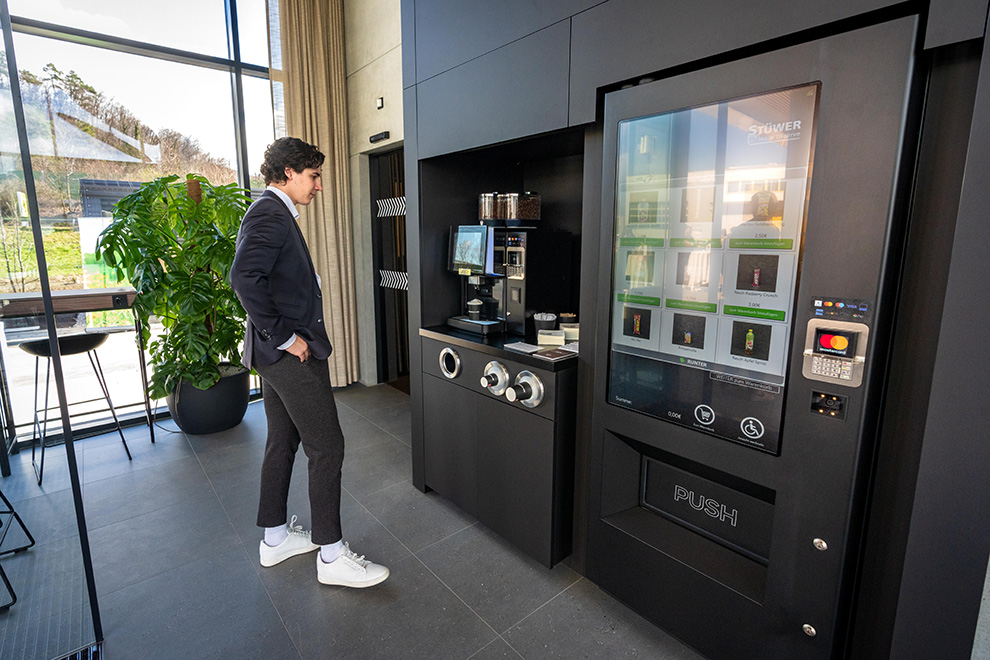 Erste Porsche-eigene Ladestation in Österreich eröffnet - Motor ...